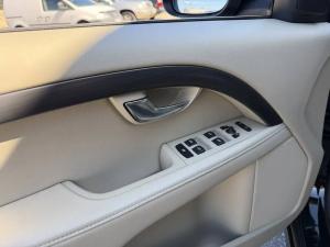 Melns Volvo S80 2015 Mārupe, ar dzinēja tilpumu 2.00 L un nobraukumu 257 tūkst. km par 8950 €, foto 15 vietnē AUTOMOTO.COM.LV