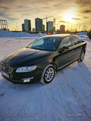 Black Volvo S80 2015 in Tallinn, with an engine capacity of 2.00 L and mileage of 362 thousand km for 11200 €, photo 4 on AUTOMOTO.COM.LV