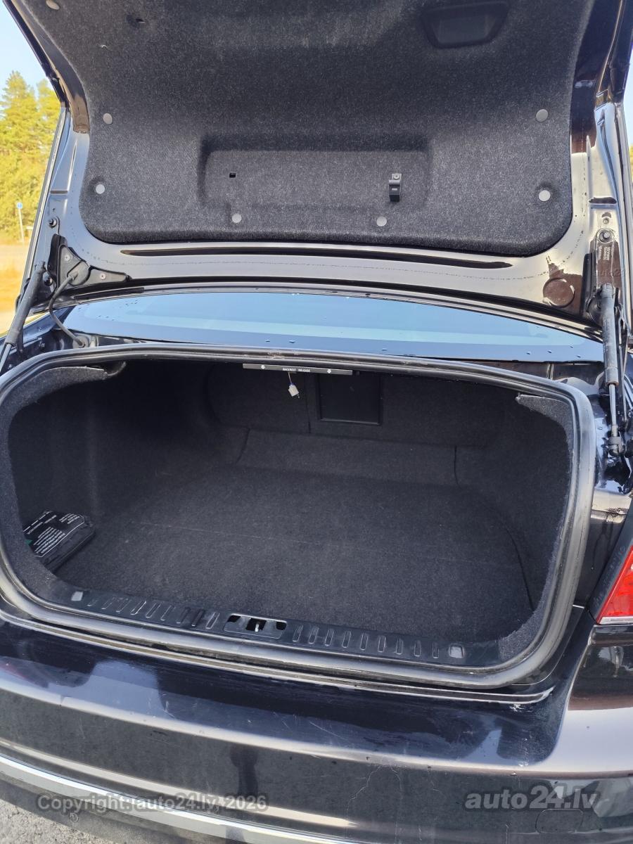 Black Volvo S80 2015 in Tallinn, with an engine capacity of 2.00 L and mileage of 362 thousand km for 11200 €, photo 11 on AUTOMOTO.COM.LV