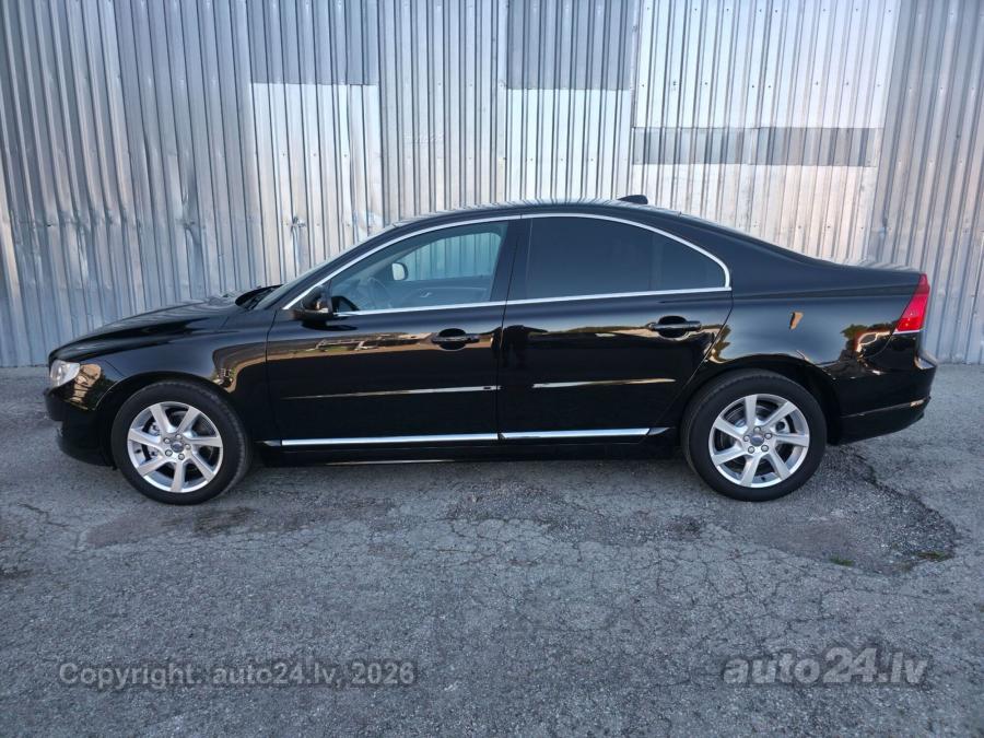 Melns Volvo S80 2016 Tallina, ar dzinēja tilpumu 2.00 L un nobraukumu 274 tūkst. km par 9900 €, foto 7 vietnē AUTOMOTO.COM.LV