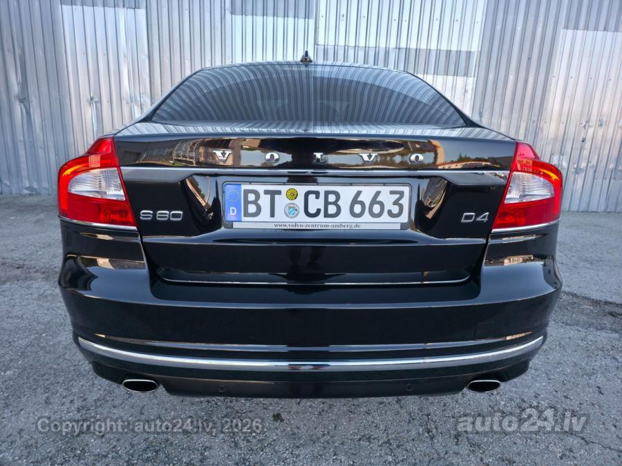 Melns Volvo S80 2016 Tallina, ar dzinēja tilpumu 2.00 L un nobraukumu 274 tūkst. km par 9900 €, foto 8 vietnē AUTOMOTO.COM.LV