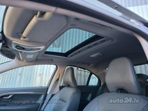 Melns Volvo S80 2016 Tallina, ar dzinēja tilpumu 2.00 L un nobraukumu 274 tūkst. km par 9900 €, foto 26 vietnē AUTOMOTO.COM.LV