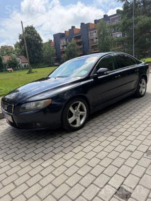 Blue Volvo S80 2007 in Riga, with an engine capacity of 2.40 L and mileage of 411 thousand km for 3600 €, photo 4 on AUTOMOTO.COM.LV