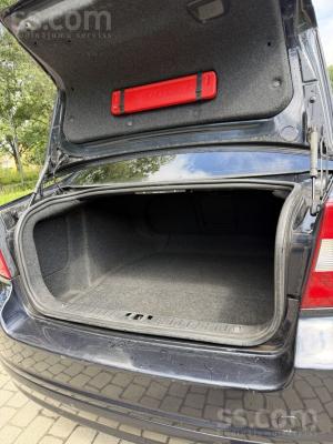 Blue Volvo S80 2007 in Riga, with an engine capacity of 2.40 L and mileage of 411 thousand km for 3600 €, photo 6 on AUTOMOTO.COM.LV