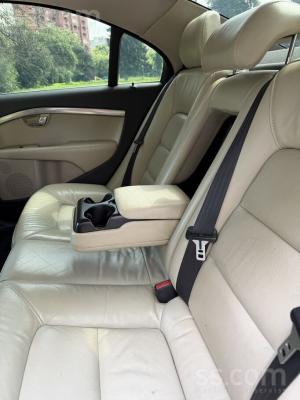 Blue Volvo S80 2007 in Riga, with an engine capacity of 2.40 L and mileage of 411 thousand km for 3600 €, photo 9 on AUTOMOTO.COM.LV