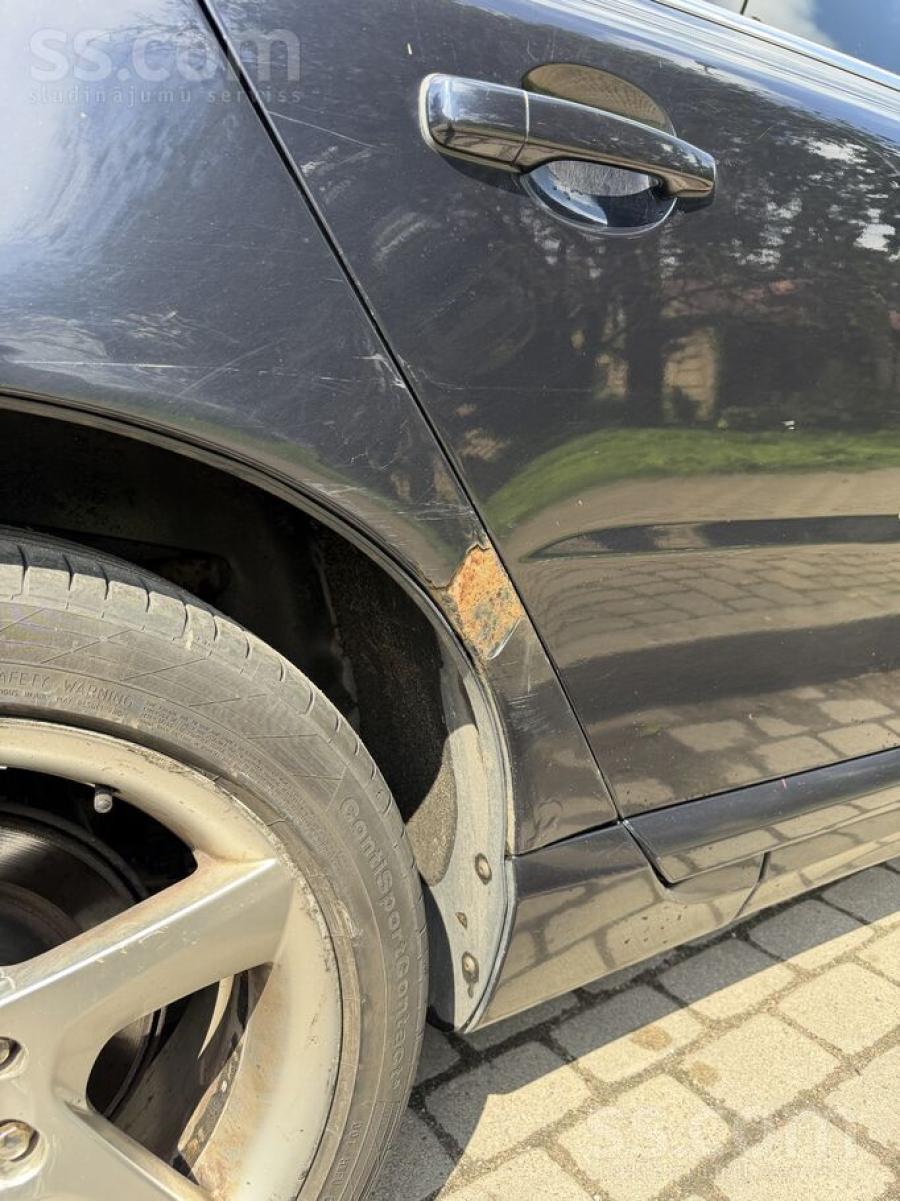 Blue Volvo S80 2007 in Riga, with an engine capacity of 2.40 L and mileage of 411 thousand km for 3600 €, photo 15 on AUTOMOTO.COM.LV