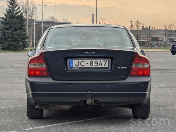 Blue Volvo S80 1999 in Riga, with an engine capacity of 2.90 L and mileage of 390 thousand km for 1000 €, photo 5 on AUTOMOTO.COM.LV