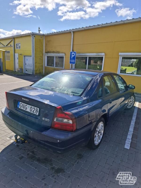 Blue Volvo S80 1999 in Elektrenai, with an engine capacity of 2.40 L and mileage of 280 thousand km for 700 €, photo 7 on AUTOMOTO.COM.LV