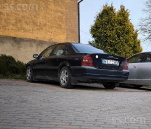 Zils Volvo S80 1999 Rīga, ar dzinēja tilpumu 2.50 L un nobraukumu 414 tūkst. km par 900 €, foto 3 vietnē AUTOMOTO.COM.LV