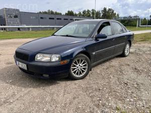 Blue Volvo S80 1999 in Riga, with an engine capacity of 2.50 L and mileage of 446 thousand km for 990 €, photo  on AUTOMOTO.COM.LV