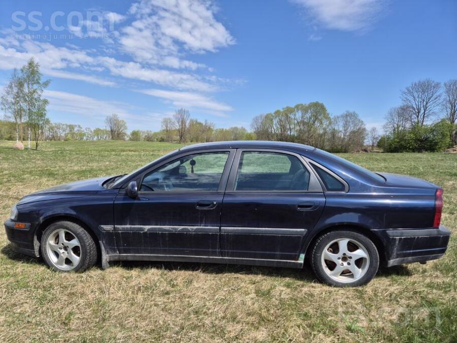 Zils Volvo S80 1999 Ludza, ar dzinēja tilpumu 2.50 L un nobraukumu 325 tūkst. km par 750 €, foto 7 vietnē AUTOMOTO.COM.LV