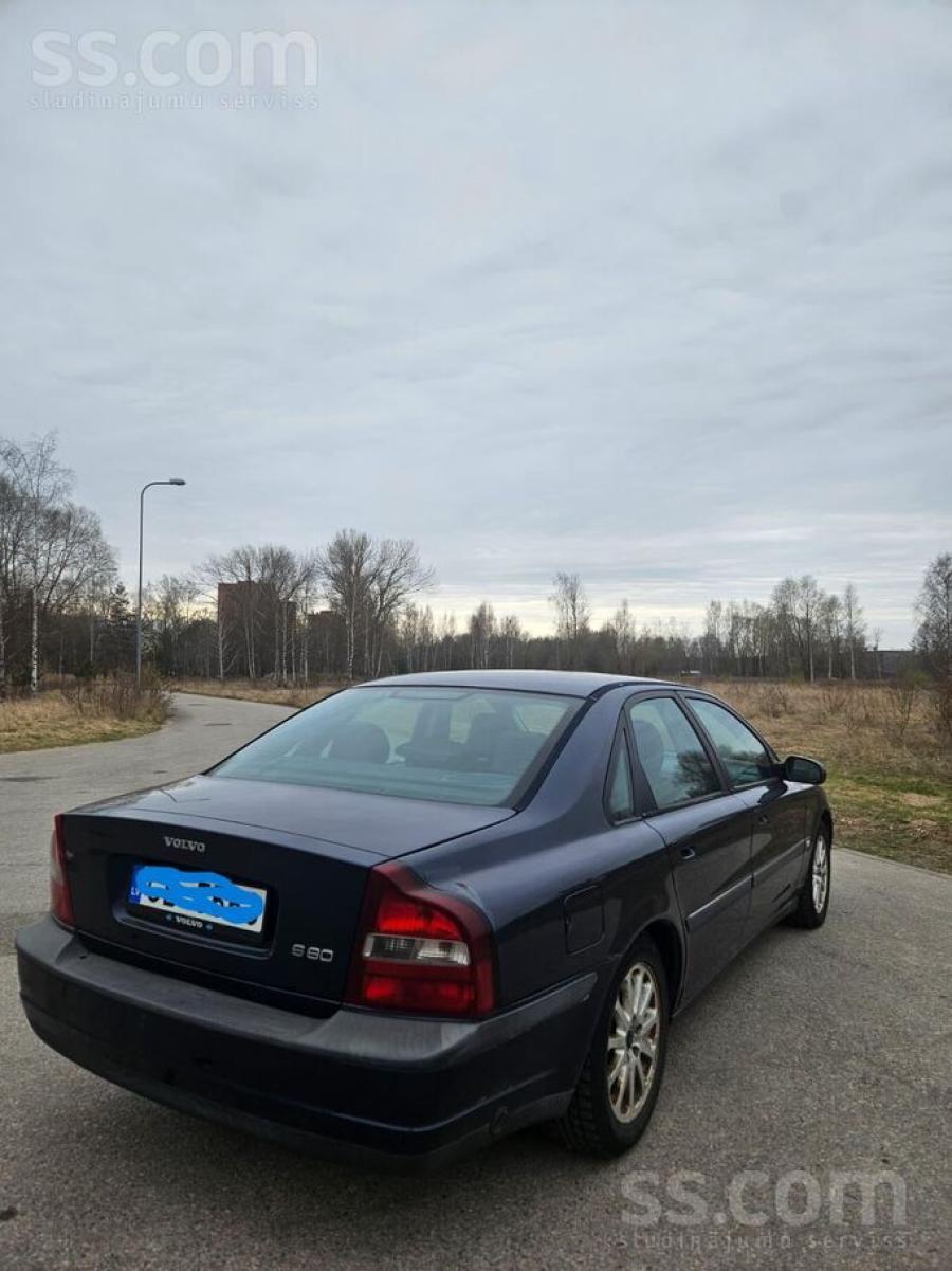 Blue Volvo S80 1999 in Riga, with an engine capacity of 3.00 L and mileage of 249 thousand km for 1100 €, photo 3 on AUTOMOTO.COM.LV