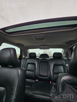 Blue Volvo S80 1999 in Riga, with an engine capacity of 3.00 L and mileage of 249 thousand km for 1100 €, photo 8 on AUTOMOTO.COM.LV