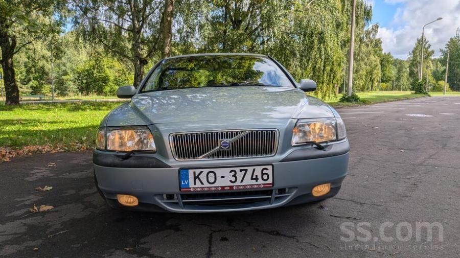 Синий Вольво С80 1999 в Рига, объемом двигателя 2.40 л и пробегом 205 тыс. км за 1490 €, фото 1 на AUTOMOTO.COM.LV