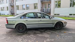 Синий Вольво С80 1999 в Рига, объемом двигателя 2.40 л и пробегом 205 тыс. км за 1490 €, фото 7 на AUTOMOTO.COM.LV