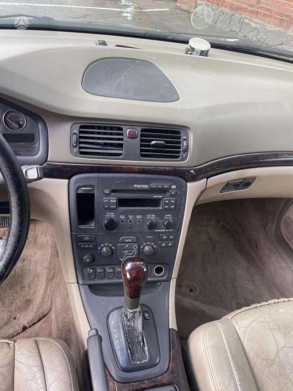 Вольво С80 1999 в Расейняй на AUTOMOTO.COM.LV Синий Вольво С80 1999 в Расейняй, объемом двигателя 2.46 л и пробегом 448 тыс. км за 500 €, фото 10 на AUTOMOTO.COM.LV