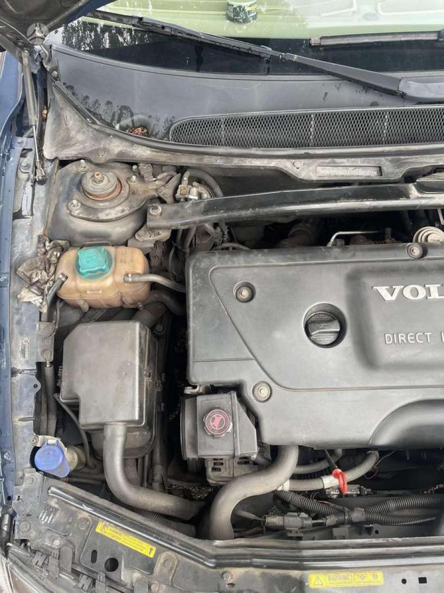 Zils Volvo S80 1999 Raseiniai, ar dzinēja tilpumu 2.46 L un nobraukumu 448 tūkst. km par 500 €, foto 12 vietnē AUTOMOTO.COM.LV