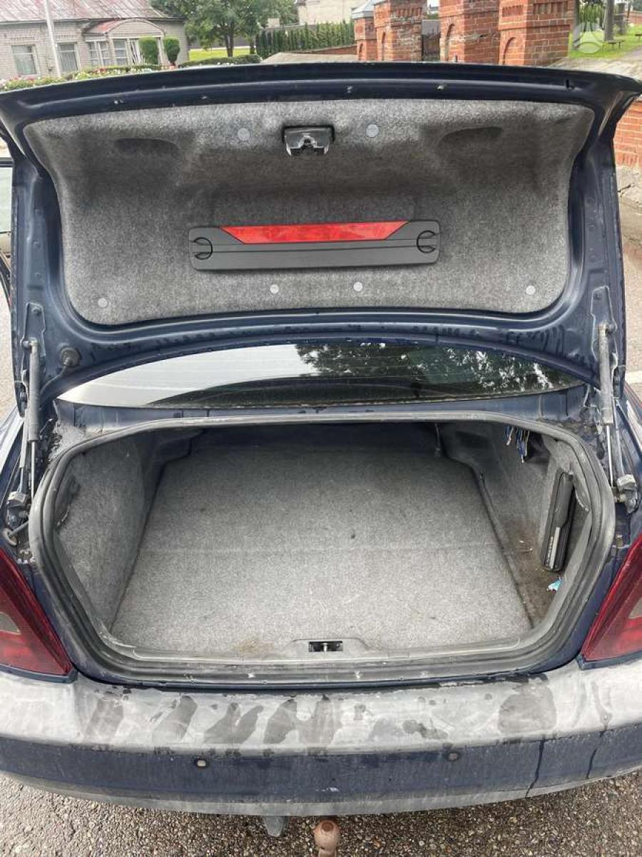 Zils Volvo S80 1999 Raseiniai, ar dzinēja tilpumu 2.46 L un nobraukumu 448 tūkst. km par 500 €, foto 14 vietnē AUTOMOTO.COM.LV