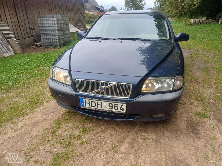 Синий Вольво С80 1999 в Вильнюс, объемом двигателя 2.50 л и пробегом 400 тыс. км за 350 €, фото 3 на AUTOMOTO.COM.LV