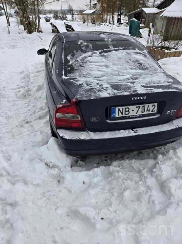 Zils Volvo S80 2000 Dobele, ar dzinēja tilpumu 2.40 L un nobraukumu 255 tūkst. km par 350 €, foto 3 vietnē AUTOMOTO.COM.LV