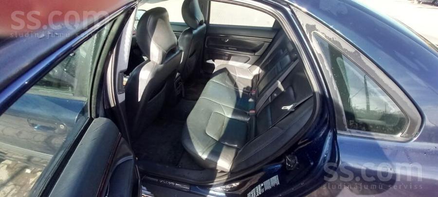 Zils Volvo S80 2000 Ventspils, ar dzinēja tilpumu 2.50 L un nobraukumu 308 tūkst. km par 1500 €, foto 5 vietnē AUTOMOTO.COM.LV