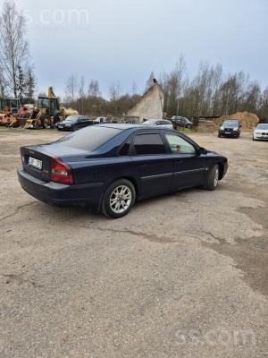 Zils Volvo S80 2000 Madona, ar dzinēja tilpumu 2.90 L un nobraukumu 360 tūkst. km par 1500 €, foto 5 vietnē AUTOMOTO.COM.LV