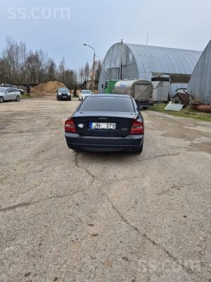 Zils Volvo S80 2000 Madona, ar dzinēja tilpumu 2.90 L un nobraukumu 360 tūkst. km par 1500 €, foto 6 vietnē AUTOMOTO.COM.LV