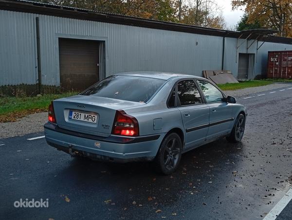 Blue Volvo S80 2000 in Rapla, with an engine capacity of 2.50 L and mileage of 636 thousand km for 1000 €, photo 4 on AUTOMOTO.COM.LV