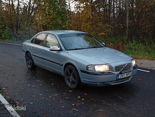 Blue Volvo S80 2000 in Rapla, with an engine capacity of 2.50 L and mileage of 636 thousand km for 1000 €, photo 5 on AUTOMOTO.COM.LV