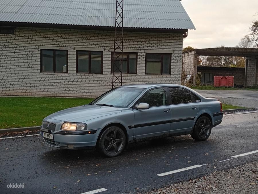 Blue Volvo S80 2000 in Rapla, with an engine capacity of 2.50 L and mileage of 636 thousand km for 1000 €, photo 15 on AUTOMOTO.COM.LV