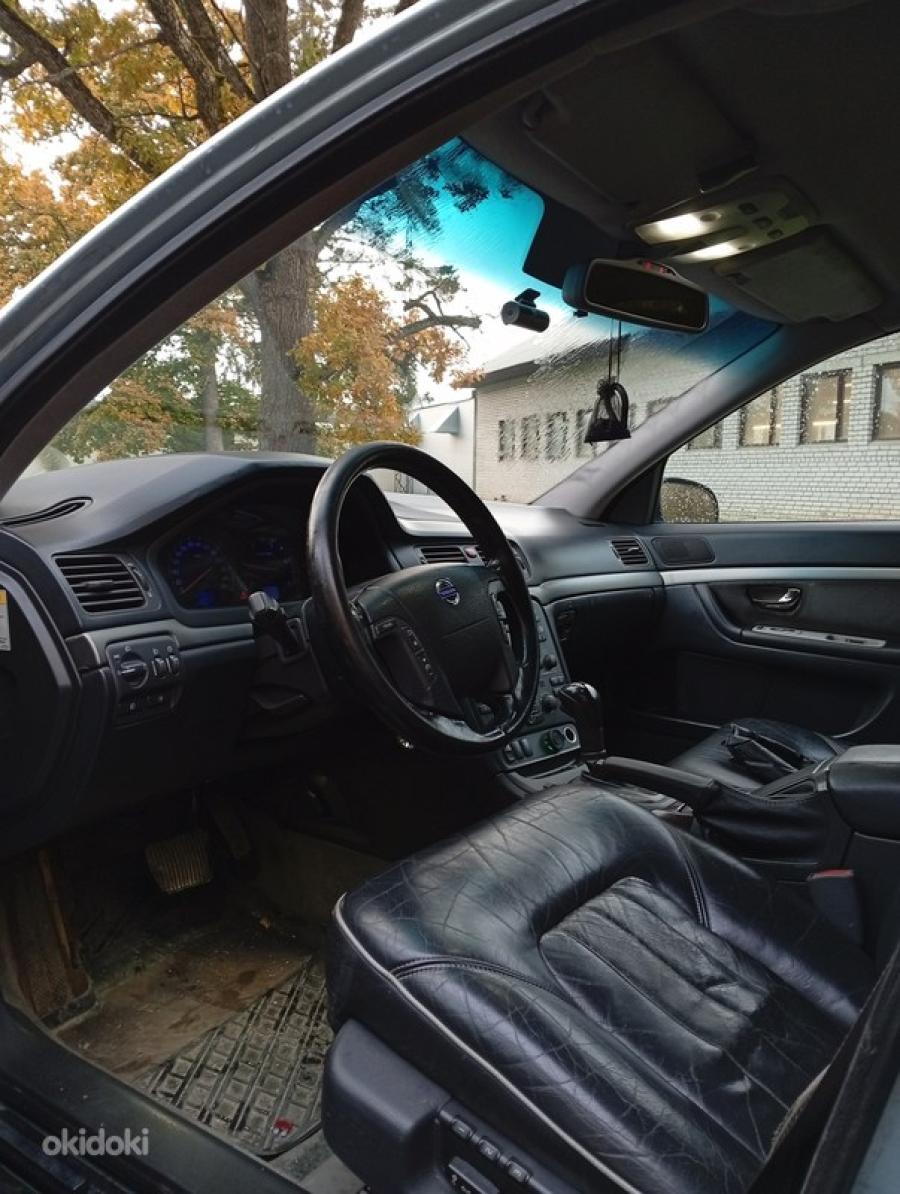 Blue Volvo S80 2000 in Rapla, with an engine capacity of 2.50 L and mileage of 636 thousand km for 1000 €, photo 24 on AUTOMOTO.COM.LV