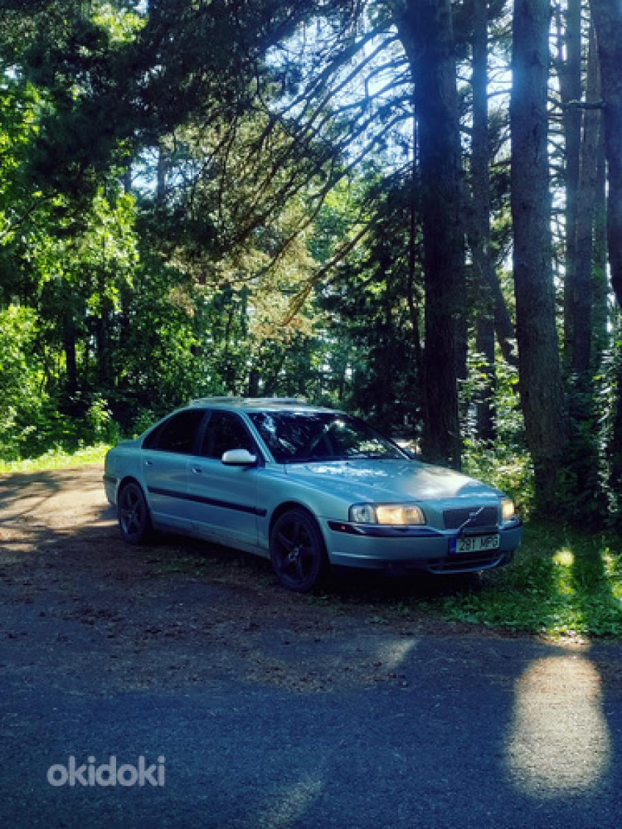 Blue Volvo S80 2000 in Rapla, with an engine capacity of 2.50 L and mileage of 636 thousand km for 1000 €, photo 1 on AUTOMOTO.COM.LV