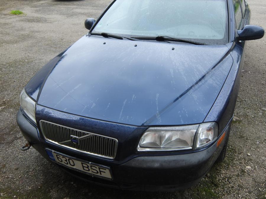 Zils Volvo S80 2000 Rakvere, ar dzinēja tilpumu 2.40 L un nobraukumu 400 tūkst. km par 300 €, foto 3 vietnē AUTOMOTO.COM.LV