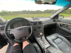 Синий Вольво С80 2000 в Шяуляй, объемом двигателя 2.46 л и пробегом 465 тыс. км за 1000 €, фото 11 на AUTOMOTO.COM.LV