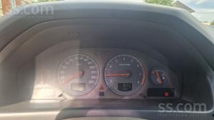 Blue Volvo S80 2000 in Riga, with an engine capacity of 2.40 L and mileage of 0 thousand km for 670 €, photo 11 on AUTOMOTO.COM.LV