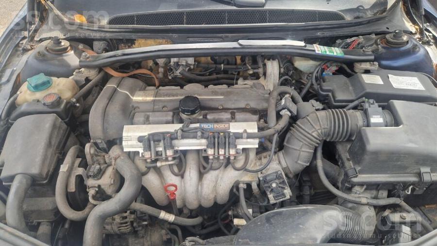Blue Volvo S80 2000 in Riga, with an engine capacity of 2.40 L and mileage of 0 thousand km for 670 €, photo 19 on AUTOMOTO.COM.LV
