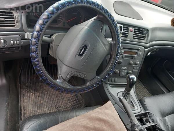 Zils Volvo S80 2001 Ludza, ar dzinēja tilpumu 2.50 L un nobraukumu 470 tūkst. km par 1000 €, foto 4 vietnē AUTOMOTO.COM.LV