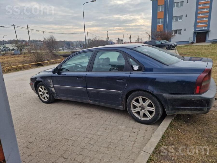 Zils Volvo S80 2001 Jelgava, ar dzinēja tilpumu 2.50 L un nobraukumu 517 tūkst. km par 900 €, foto 1 vietnē AUTOMOTO.COM.LV