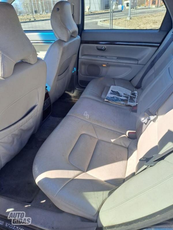 Blue Volvo S80 2001 in Klaipeda, with an engine capacity of 2.90 L and mileage of 253 thousand km for 800 €, photo 7 on AUTOMOTO.COM.LV