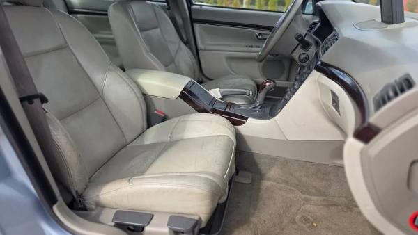 Zils Volvo S80 2001 Jelgava, ar dzinēja tilpumu 2.90 L un nobraukumu 260 tūkst. km par 1490 €, foto 10 vietnē AUTOMOTO.COM.LV