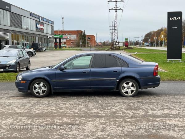 Blue Volvo S80 2002 in Narva, with an engine capacity of 2.40 L and mileage of 250 thousand km for 499 €, photo 11 on AUTOMOTO.COM.LV