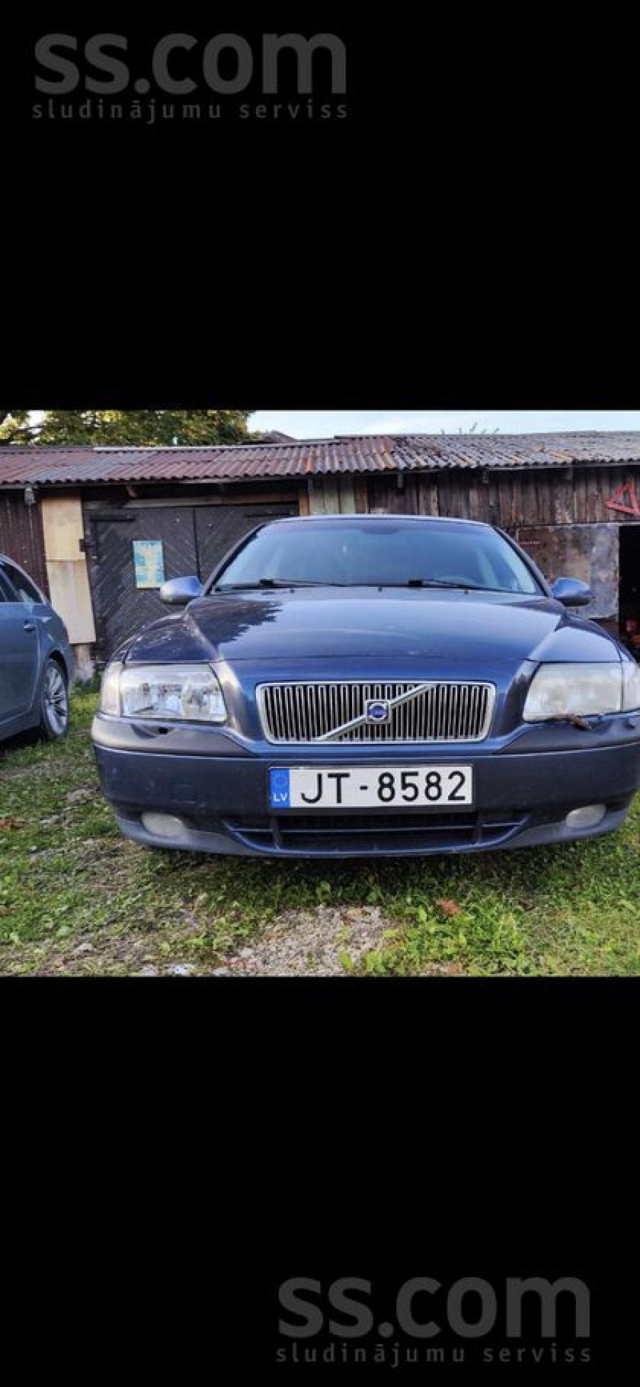 Blue Volvo S80 2002 in Riga, with an engine capacity of 2.40 L and mileage of 325 thousand km for 2500 €, photo 1 on AUTOMOTO.COM.LV