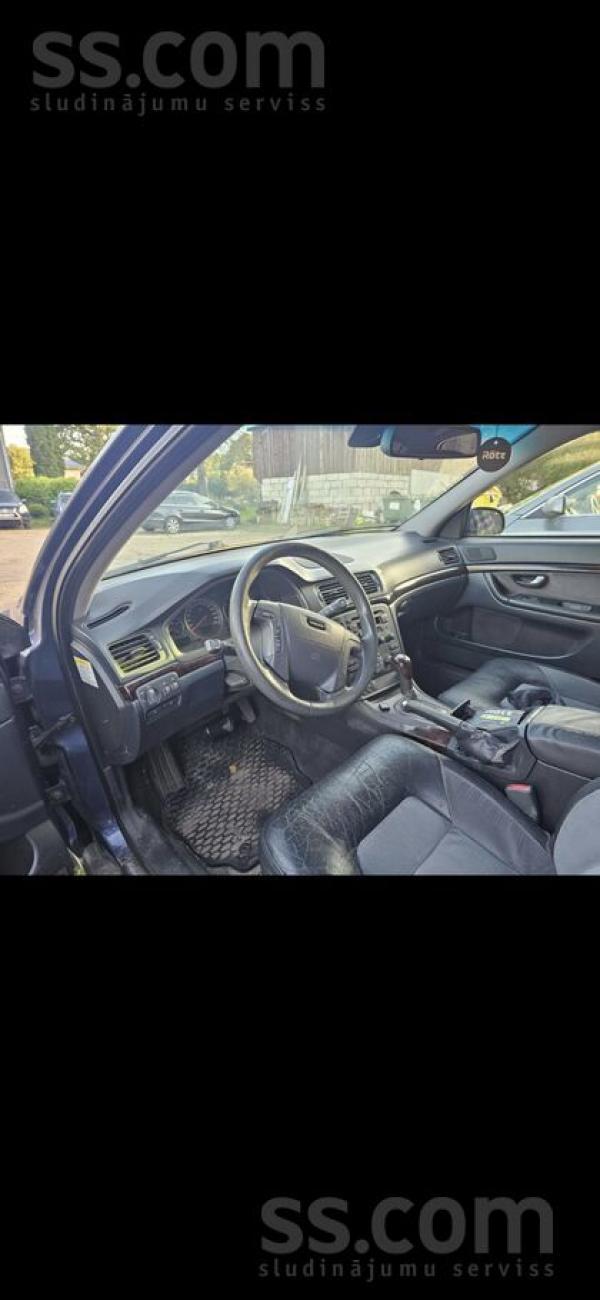 Zils Volvo S80 2002 Rīga, ar dzinēja tilpumu 2.40 L un nobraukumu 325 tūkst. km par 2500 €, foto 8 vietnē AUTOMOTO.COM.LV