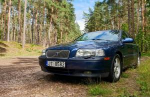 Blue Volvo S80 2002 in Marupe, with an engine capacity of 2.40 L and mileage of 323 thousand km for 1600 €, photo 7 on AUTOMOTO.COM.LV