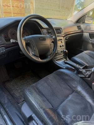 Blue Volvo S80 2002 in Dobele, with an engine capacity of 2.40 L and mileage of 500 thousand km for 550 €, photo 4 on AUTOMOTO.COM.LV