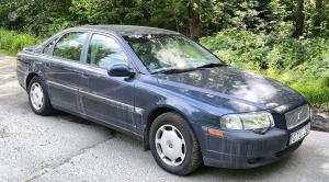 Blue Volvo S80 2002 in Kaunas, with an engine capacity of 2.44 L and mileage of 335 thousand km for 690 €, photo 6 on AUTOMOTO.COM.LV