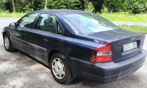 Blue Volvo S80 2002 in Kaunas, with an engine capacity of 2.44 L and mileage of 335 thousand km for 690 €, photo 11 on AUTOMOTO.COM.LV