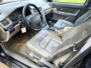 Blue Volvo S80 2002 in Kaunas, with an engine capacity of 2.44 L and mileage of 335 thousand km for 690 €, photo 13 on AUTOMOTO.COM.LV