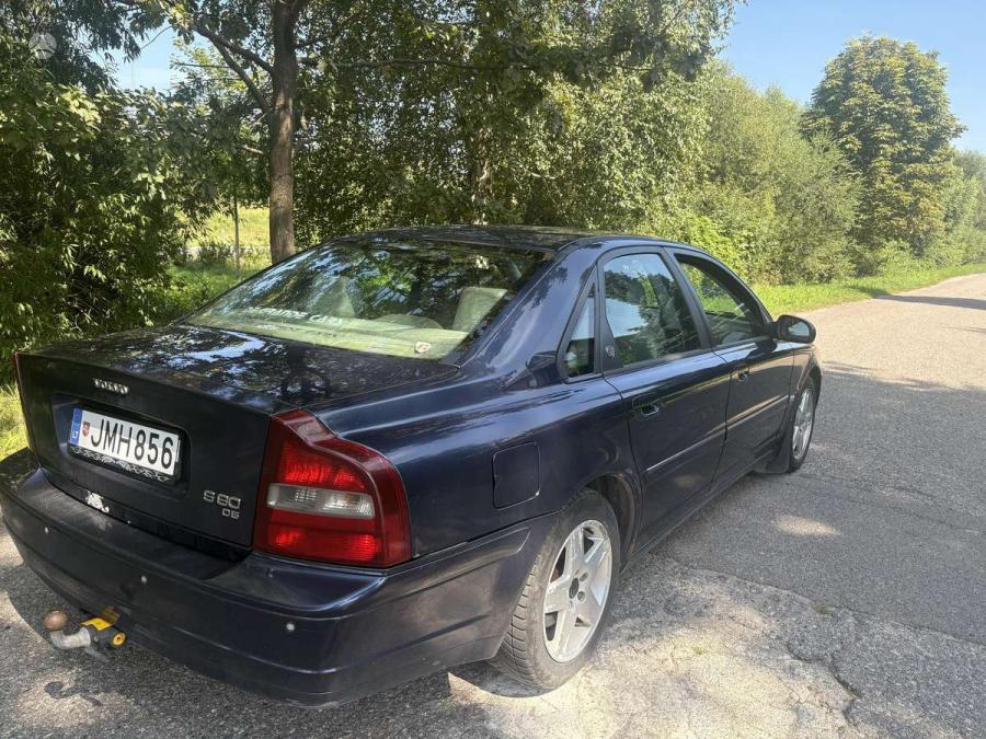 Zils Volvo S80 2002 Panevēža, ar dzinēja tilpumu 2.40 L un nobraukumu 466 tūkst. km par 850 €, foto 6 vietnē AUTOMOTO.COM.LV