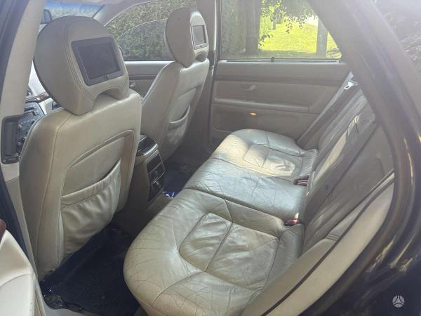 Blue Volvo S80 2002 in Panevezys, with an engine capacity of 2.40 L and mileage of 466 thousand km for 850 €, photo 10 on AUTOMOTO.COM.LV